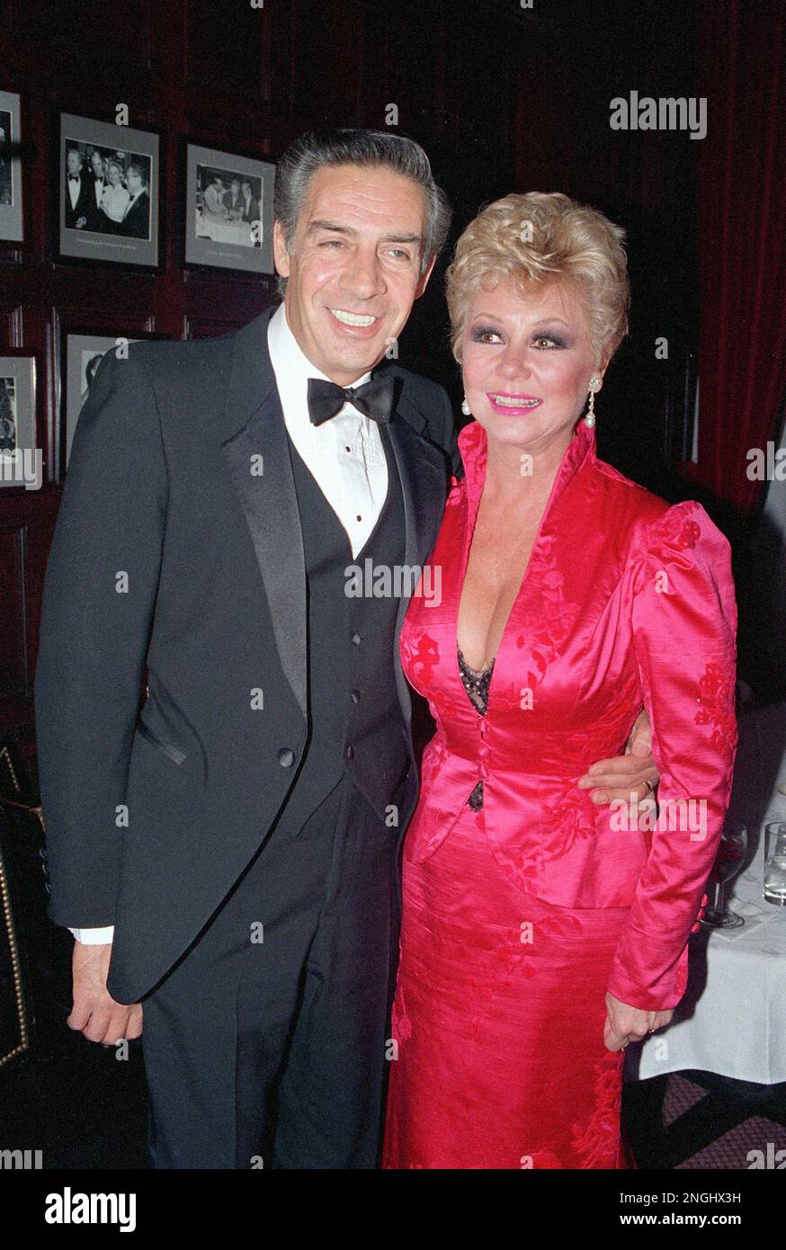 Actress Mitzi Gaynor, right, poses with actor Jerry Orbach at the ...