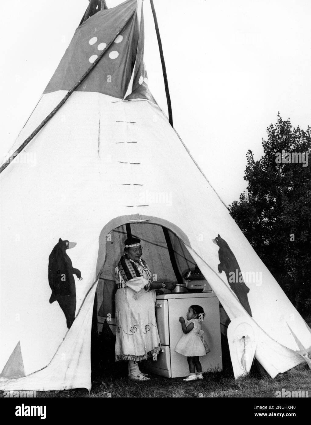 New meets old as Blackfoot Indian Isabelle Old Chief talks to her ...