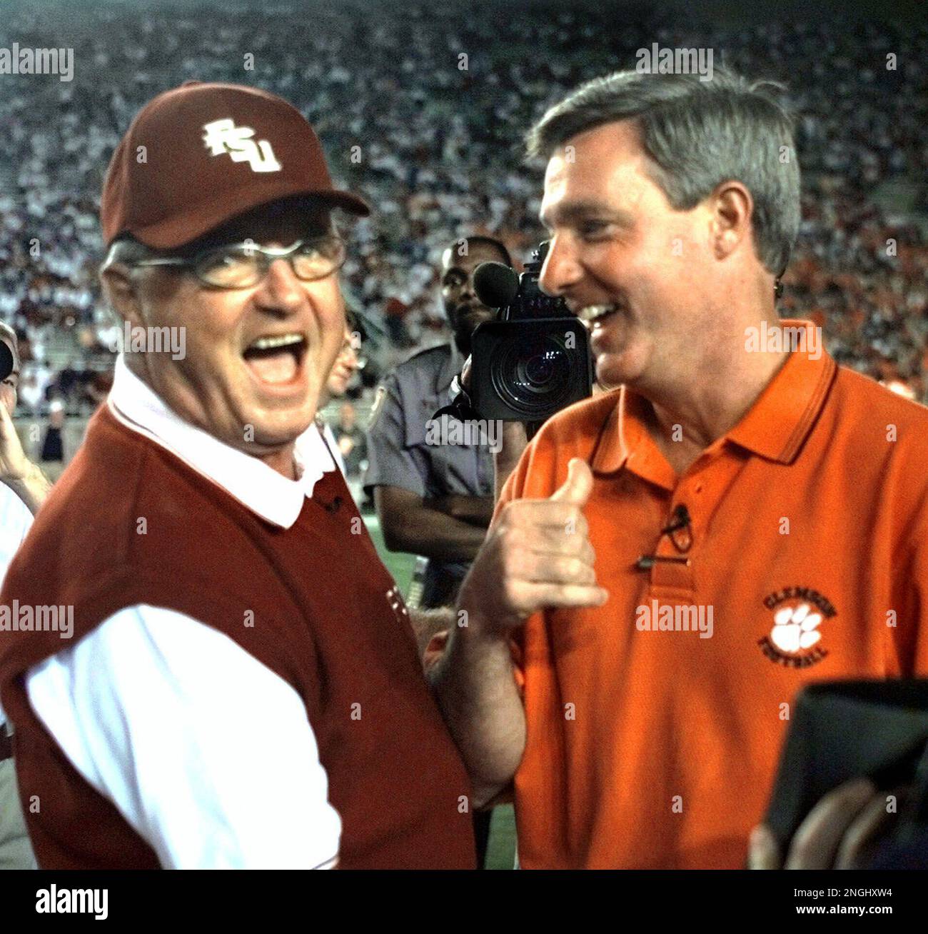 Florida State coach Bobby Bowden, left, jokes with his son, Clemson ...
