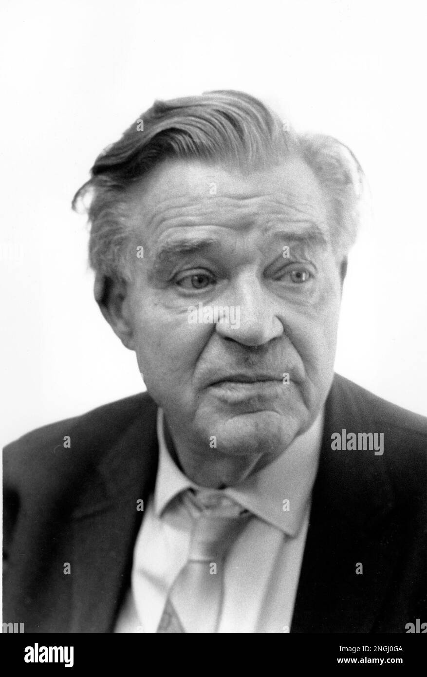 Swedish Professor Gunnar Myrdal is shown at the Graduate School and ...