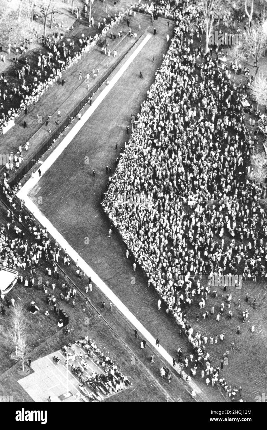 Vietnam War Memorial Maya Ying Lin