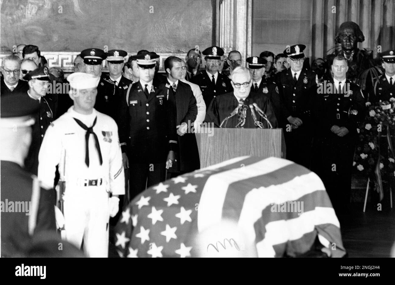 Chief Justice of the U.S. Supreme Court Warren E. Burger eulogizes J ...