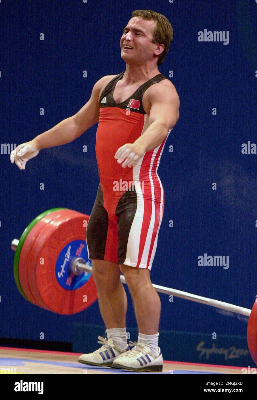 Turkey's Naim Suleymanoglu reacts with disappointment after a failed ...