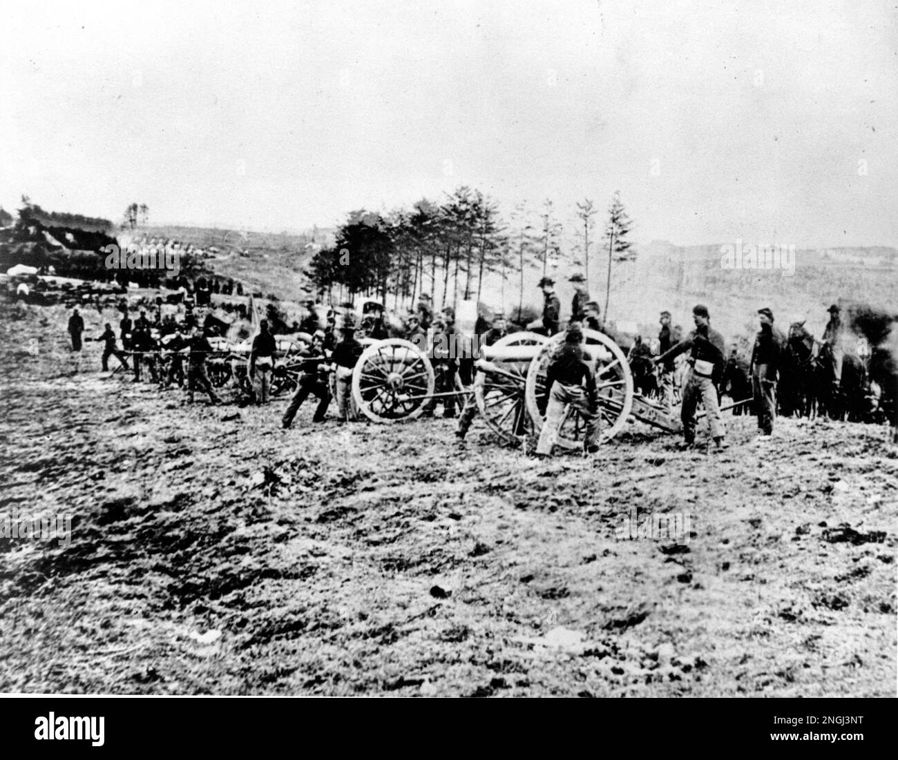 This photo shows a scene from the Battle of Fredericksburg. The battle ...
