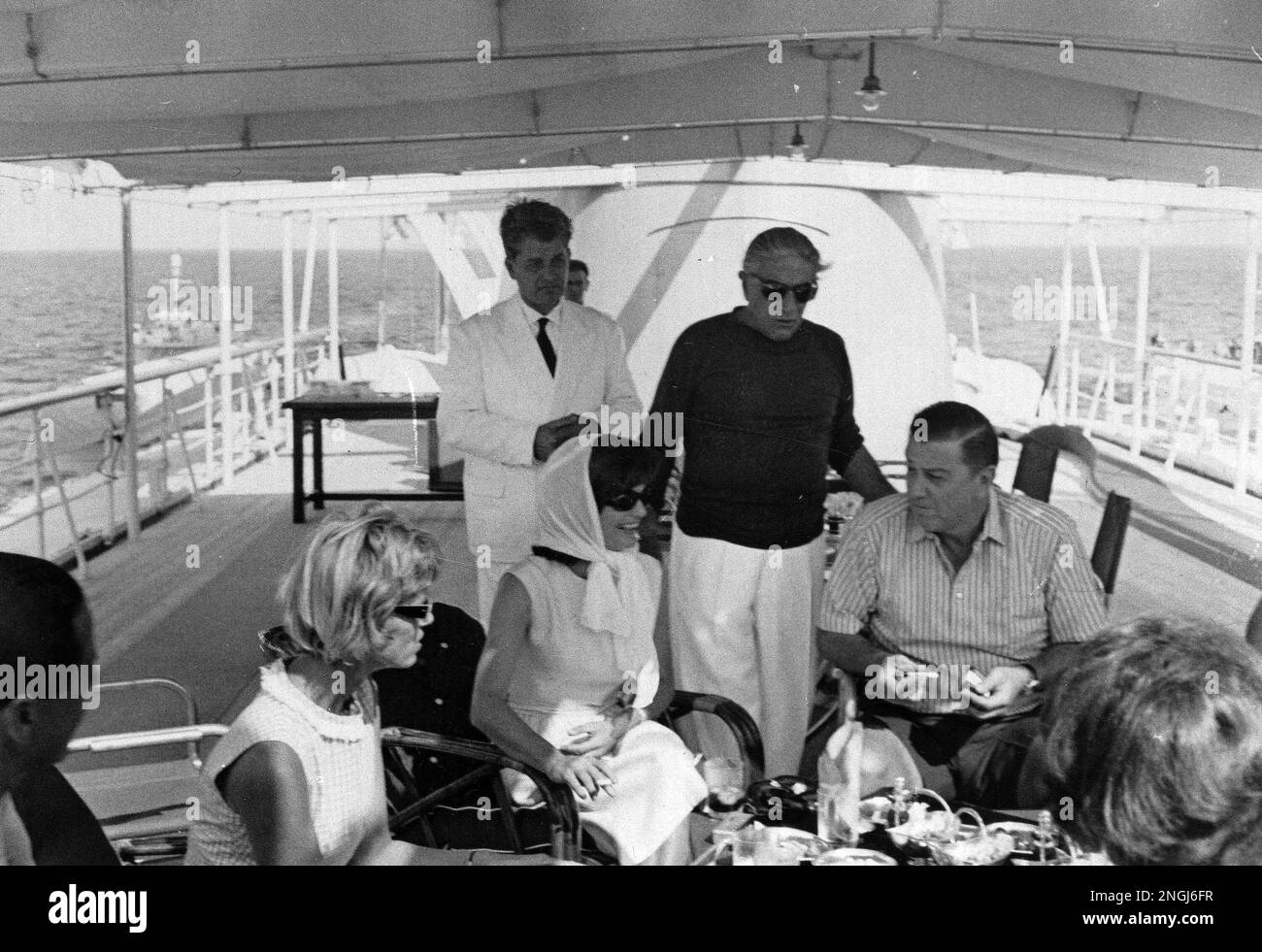 Jacqueline Kennedy and Aristotle Onassis with Franklin Roosevelt Jr ...