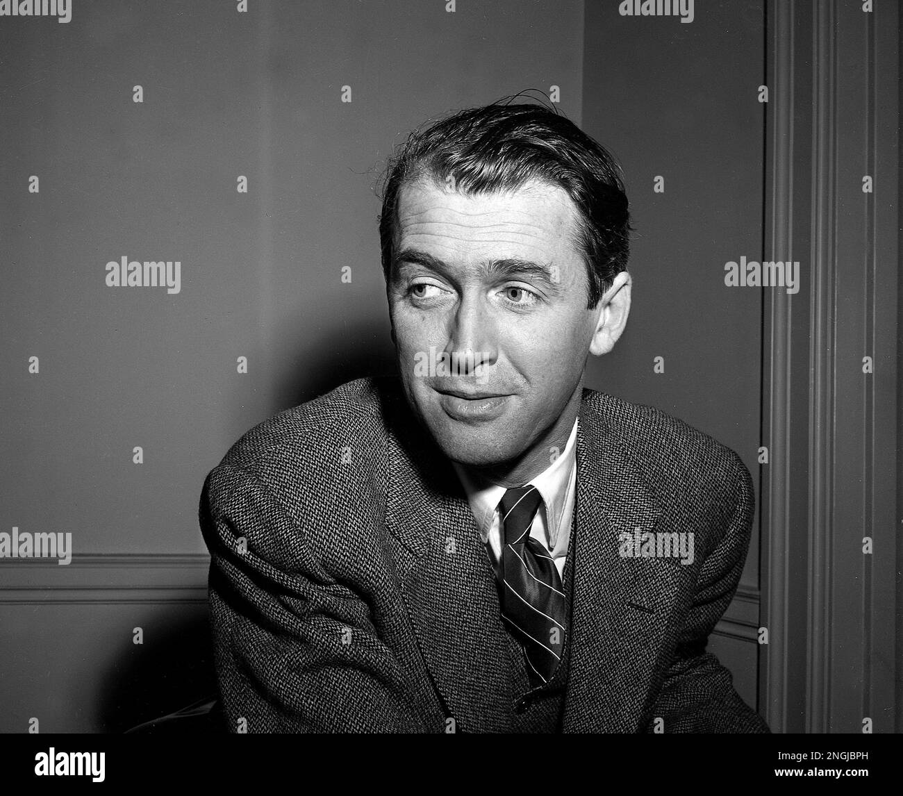 Actor Jimmy Stewart is seen in New York City, on Jan. 22, 1947. (AP ...