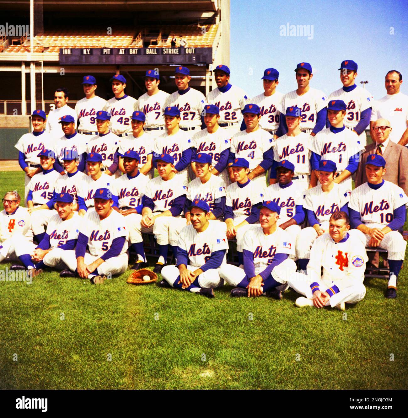 A team photo of the 1969 World Champion New York Mets. From left, front ...