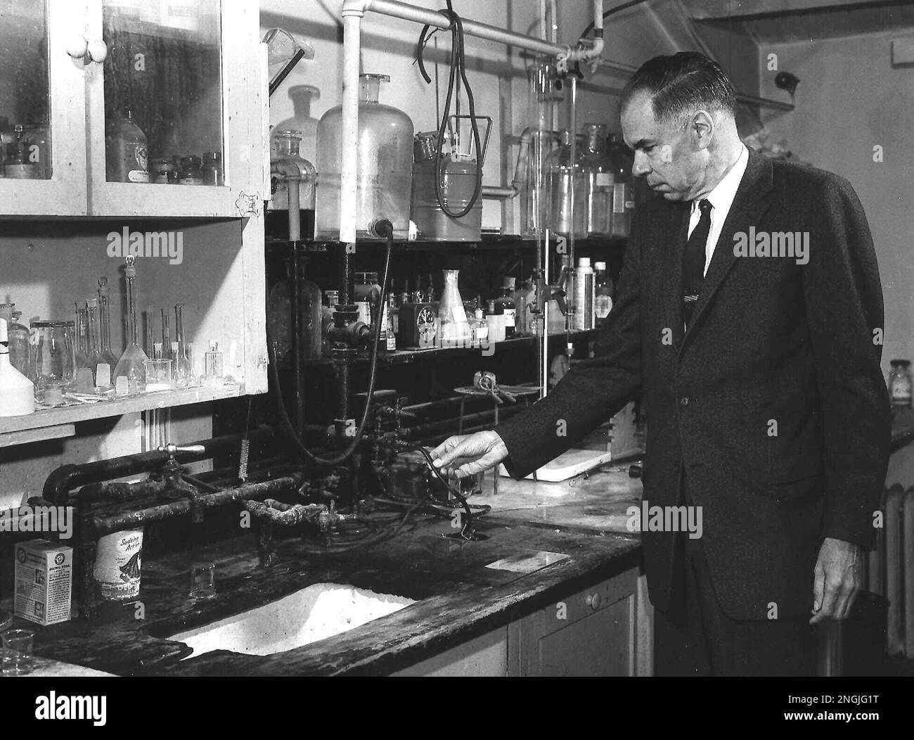 Dr. Glenn Seaborg visits the laboratory on Feb. 23, 1941, at the ...