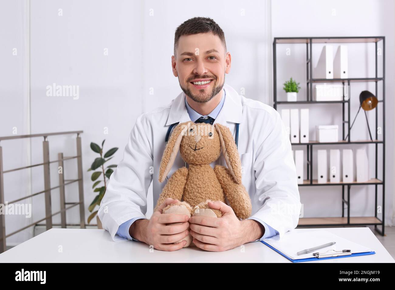 Bunny in office hi-res stock photography and images - Alamy