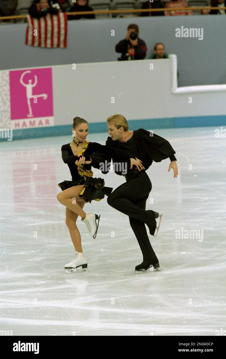 Russian pairs figure skaters Maya Usova and Aleksandr Zhulin perform ...