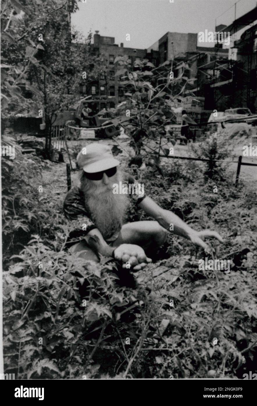 Adam Purple, seen in this July 1986 photo, is a denizen of the Lower ...