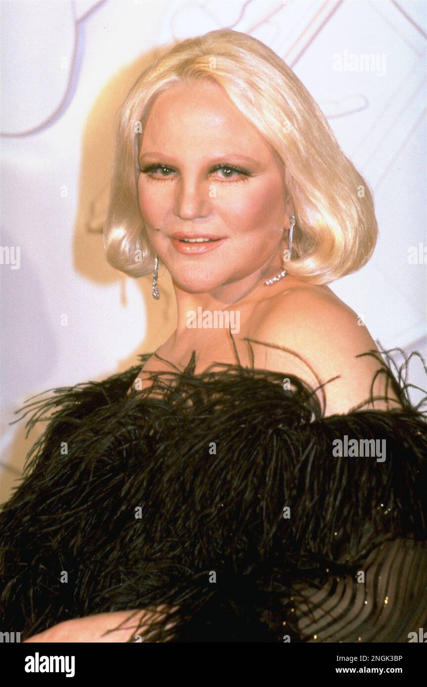 Jazz singer Peggy Lee poses February 24, 1982 at the Grammy Awards in ...