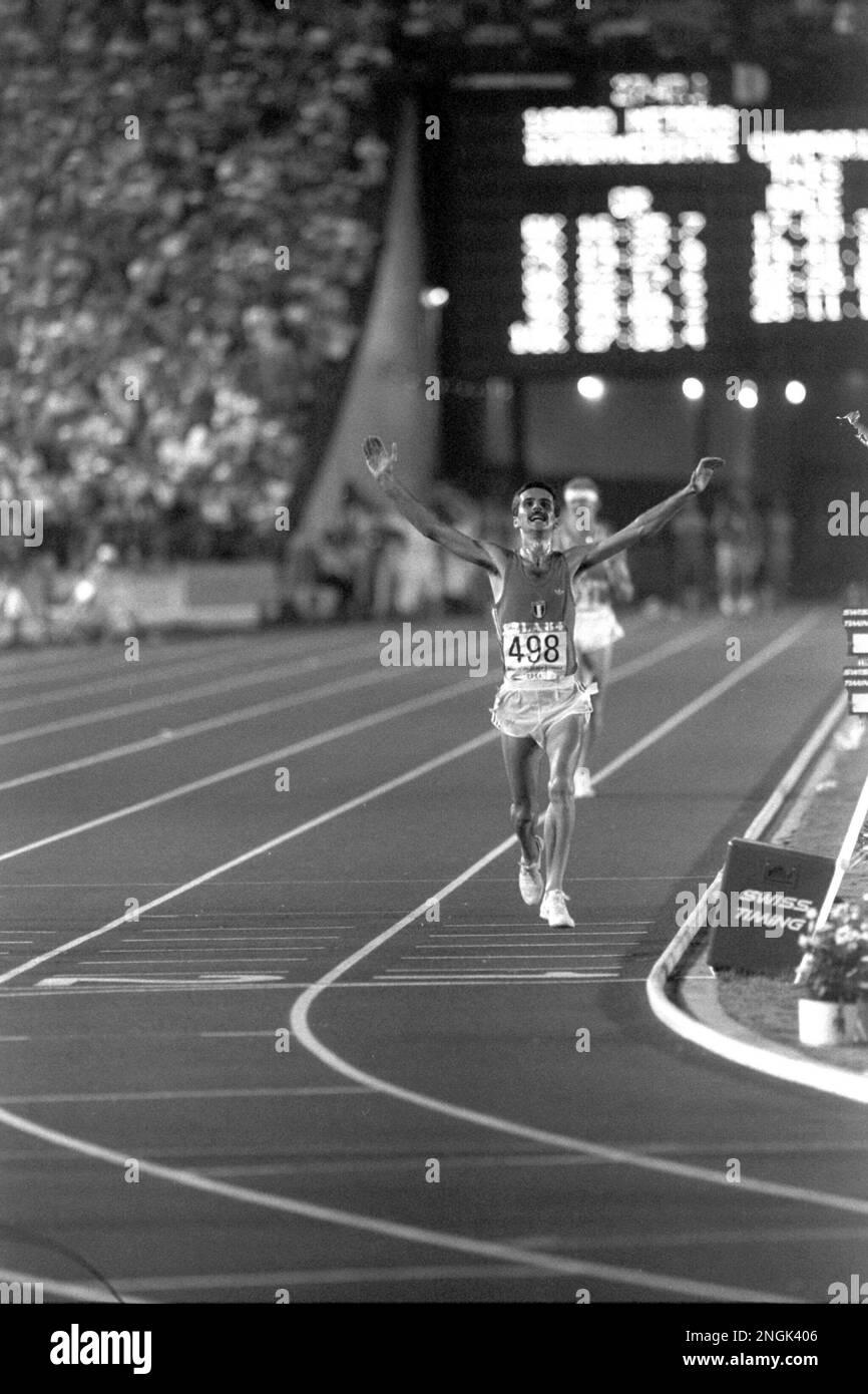 Alberto Cova of Italy wins the 10,000-meter race at the Olympic games ...
