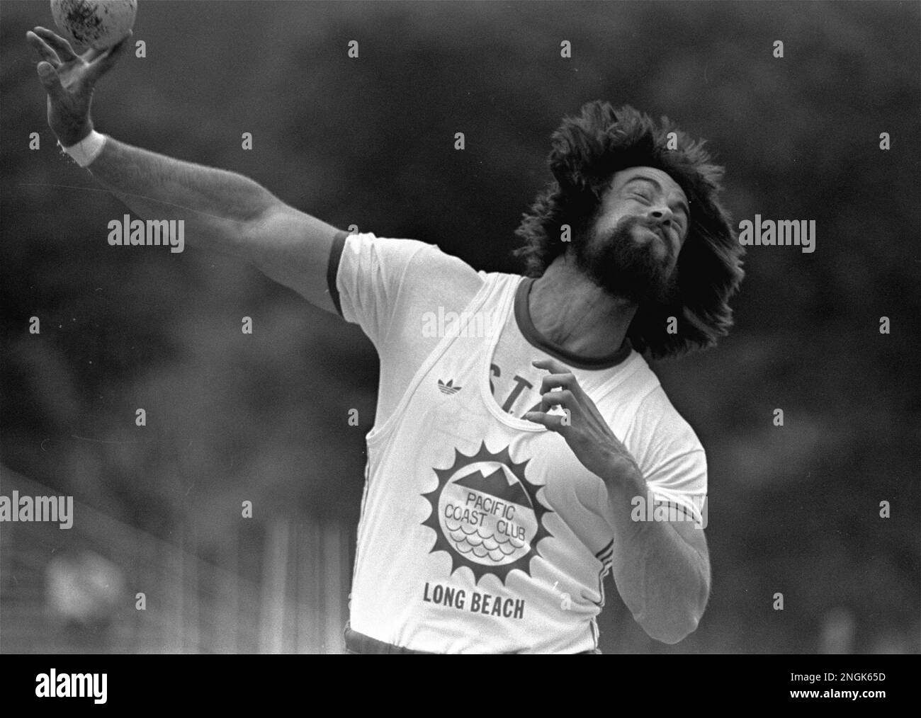 Mac Wilkins World record holder in discus puts the shot at U.S. Olympic ...