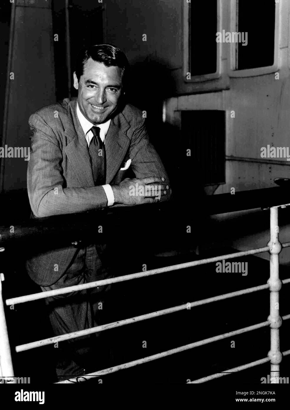 Actor Cary Grant is shown Sept. 9, 1947 as he arrives in New York City ...