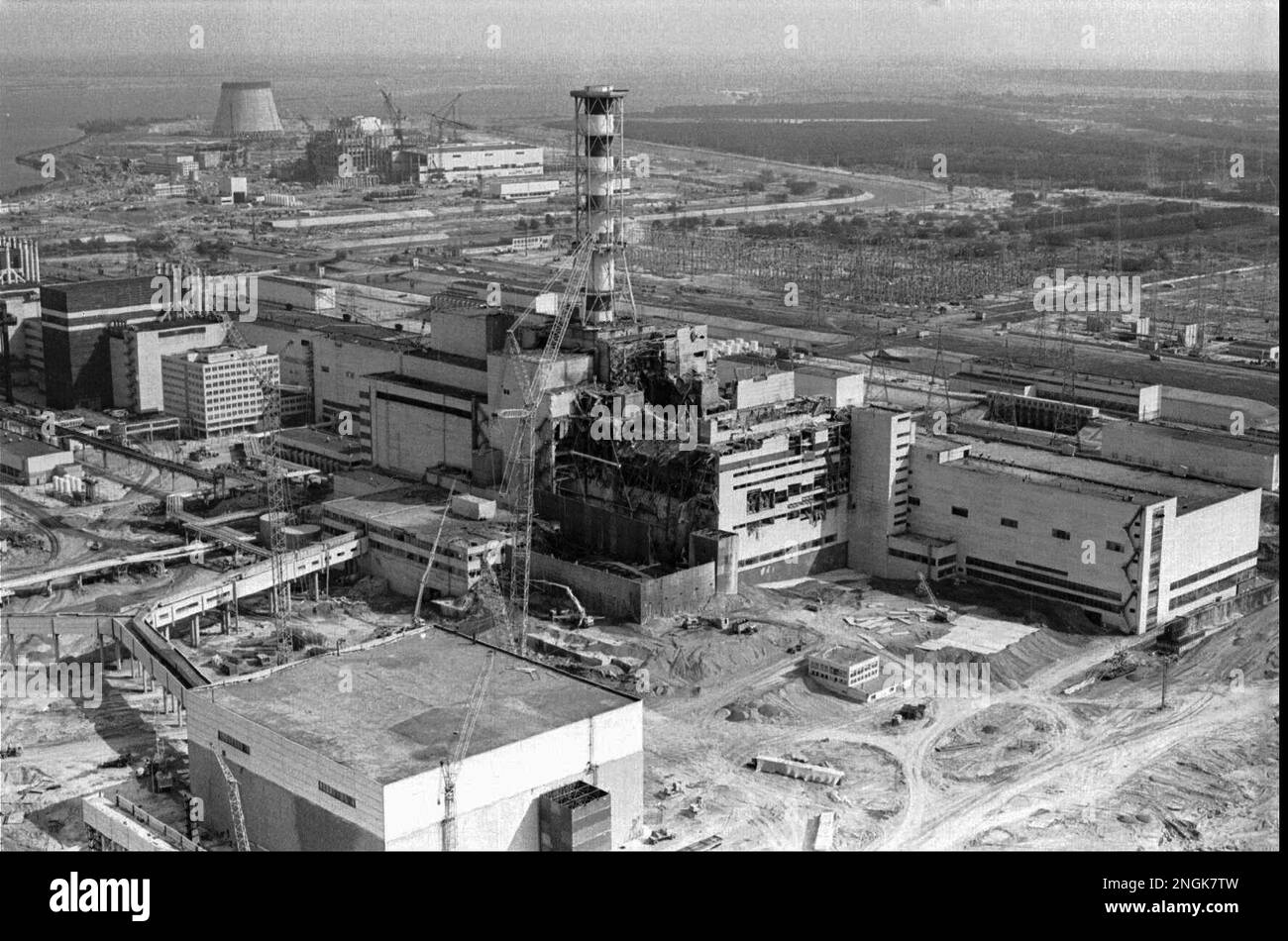 This 1986 aerial view of the Chernobyl nuclear plant in Chernobyl ...