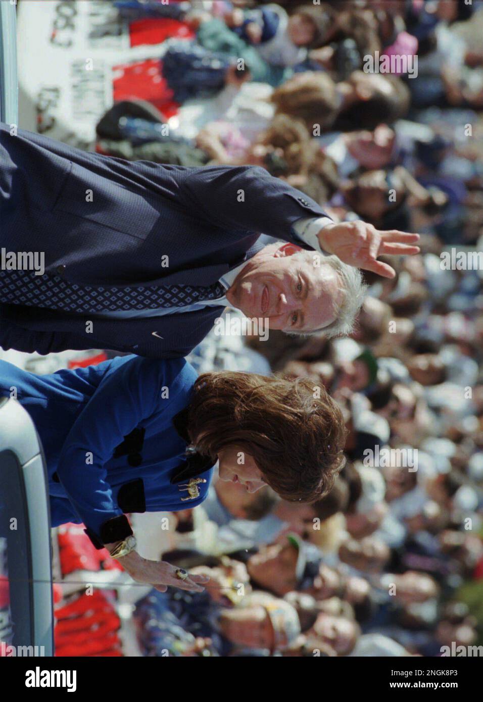 Dallas Cowboys owner Jerry Jones and his wife Gene ride in the Cowboys ...