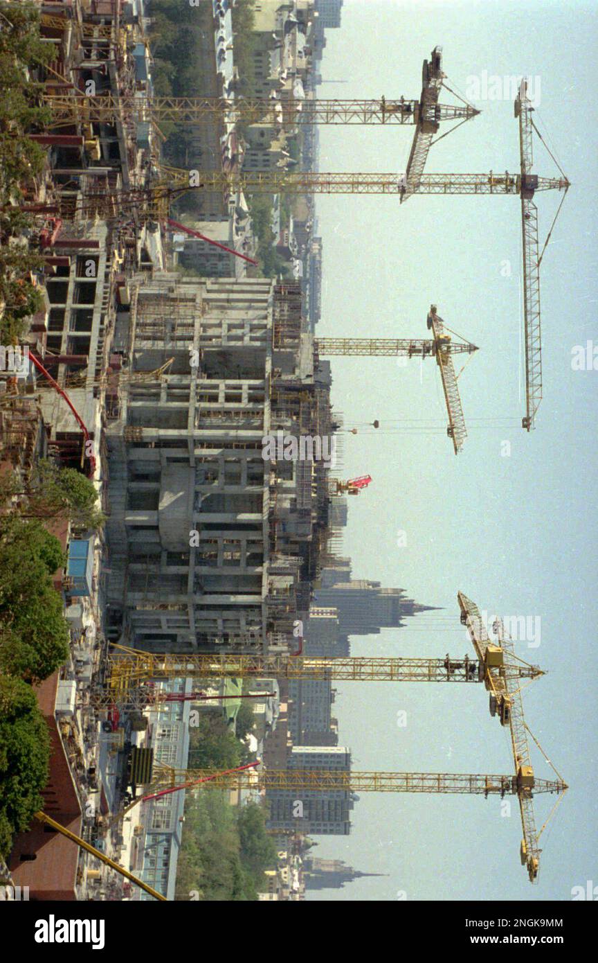 Work goes on around the clock on the construction site of the Cathedral ...
