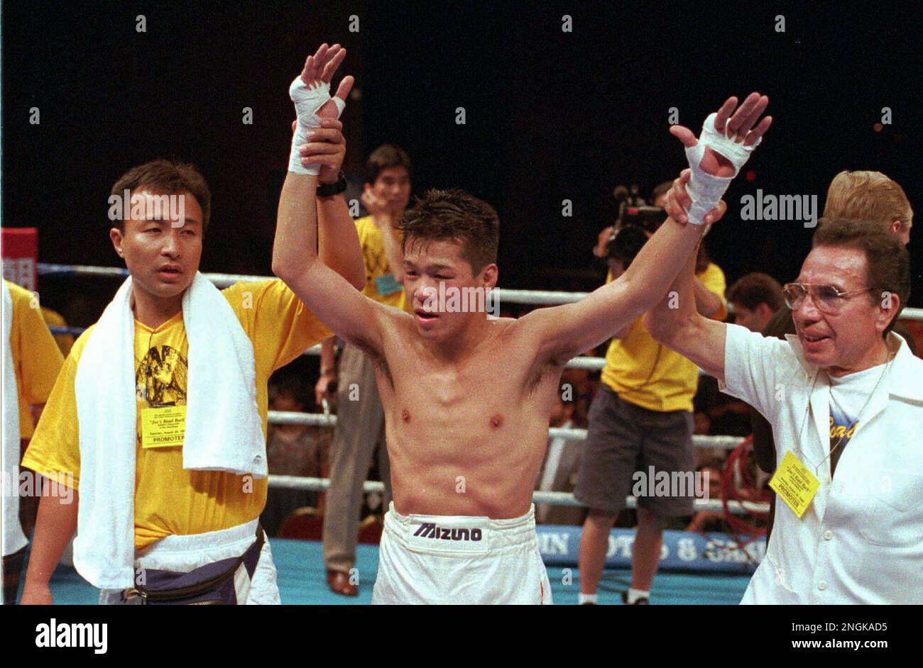 Former WBC world bantamweight champion Joichiro Tatsuyoshi, center, of ...