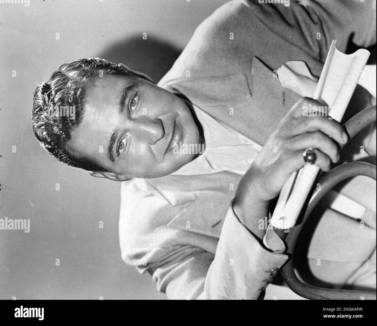 Phil Harris, singer, bandleader and comic who teamed with Jack Benny on ...