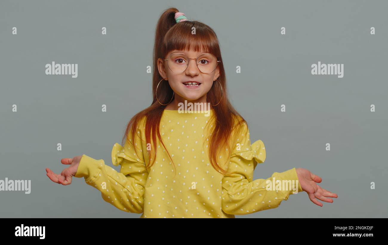 Embarrassed child preteen hi-res stock photography and images - Alamy