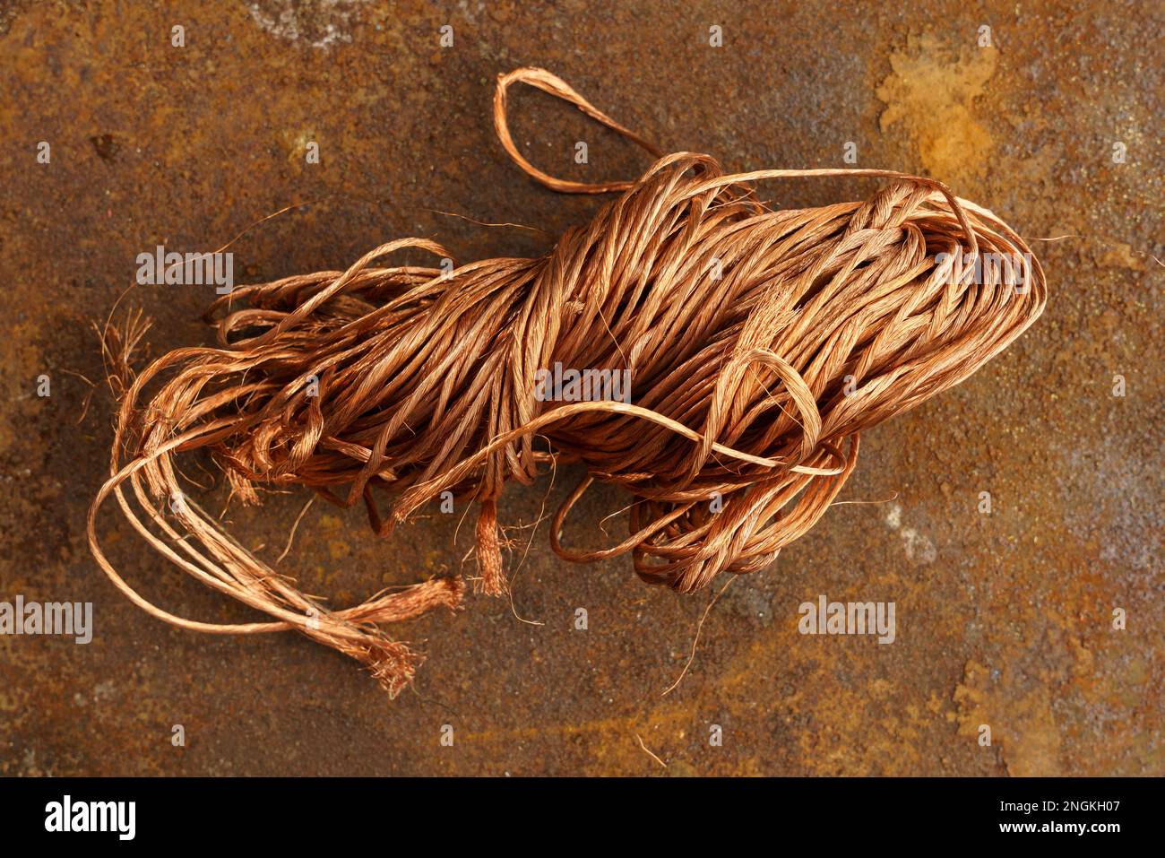 Red metal copper wire scrap materials recycling of waste from manual ...