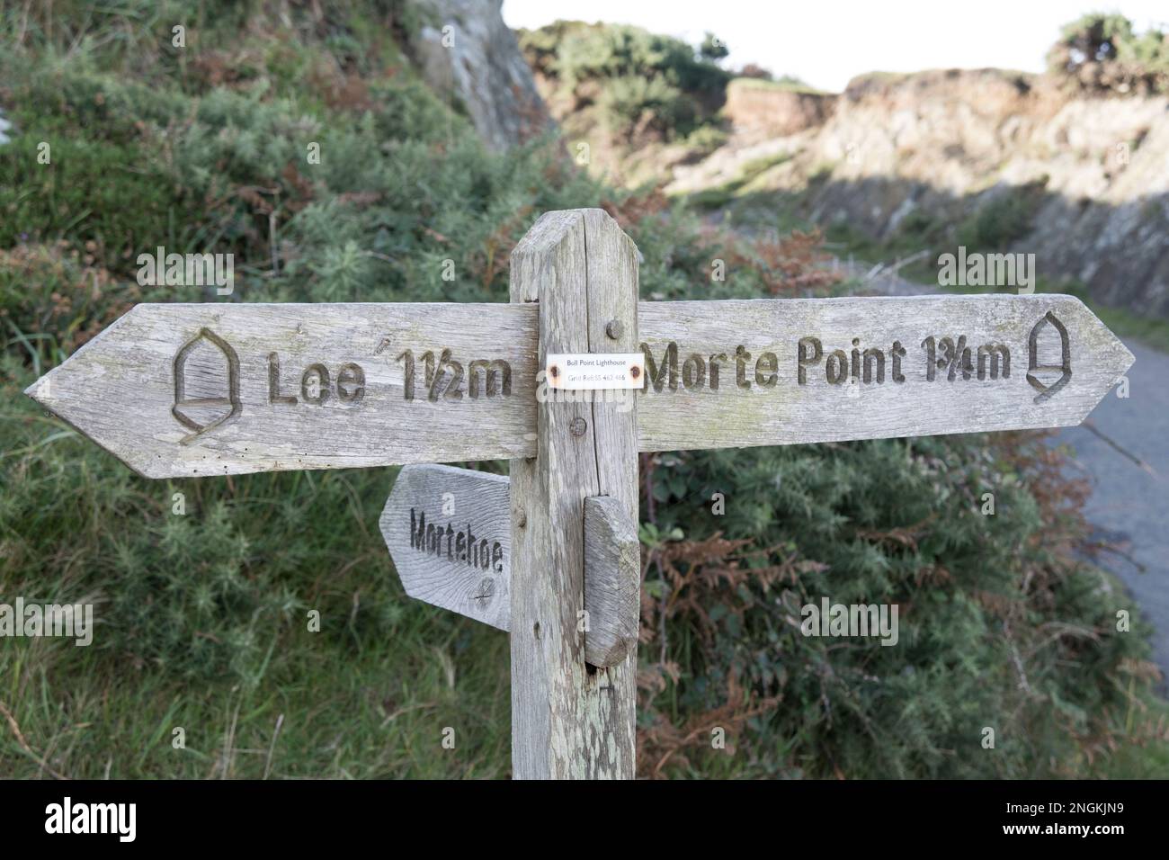 Footpath sign at Bull Point, Devon, UK Stock Photo - Alamy