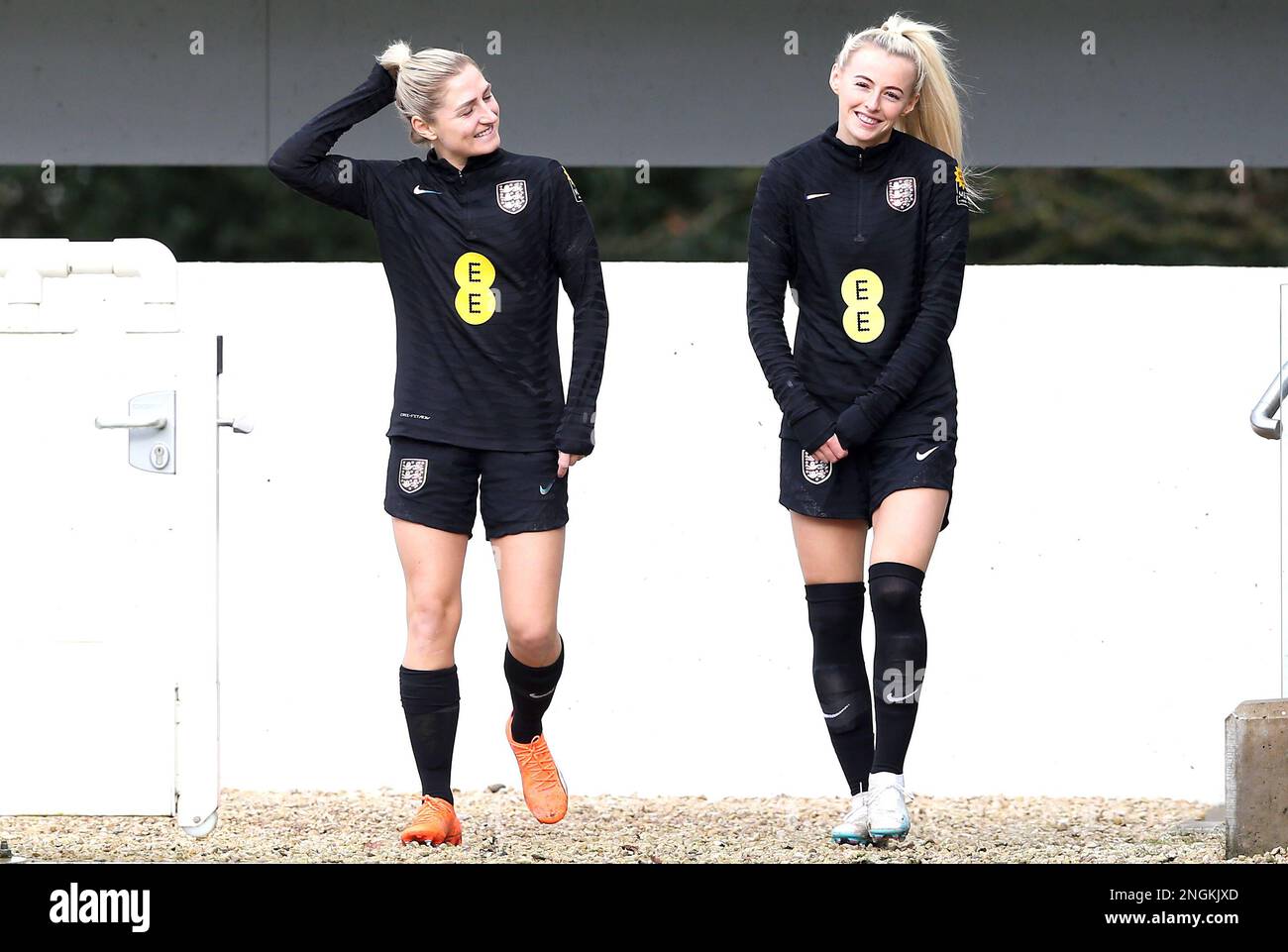 England's Laura Coombs (left) and Chloe Kelly during a training session ...