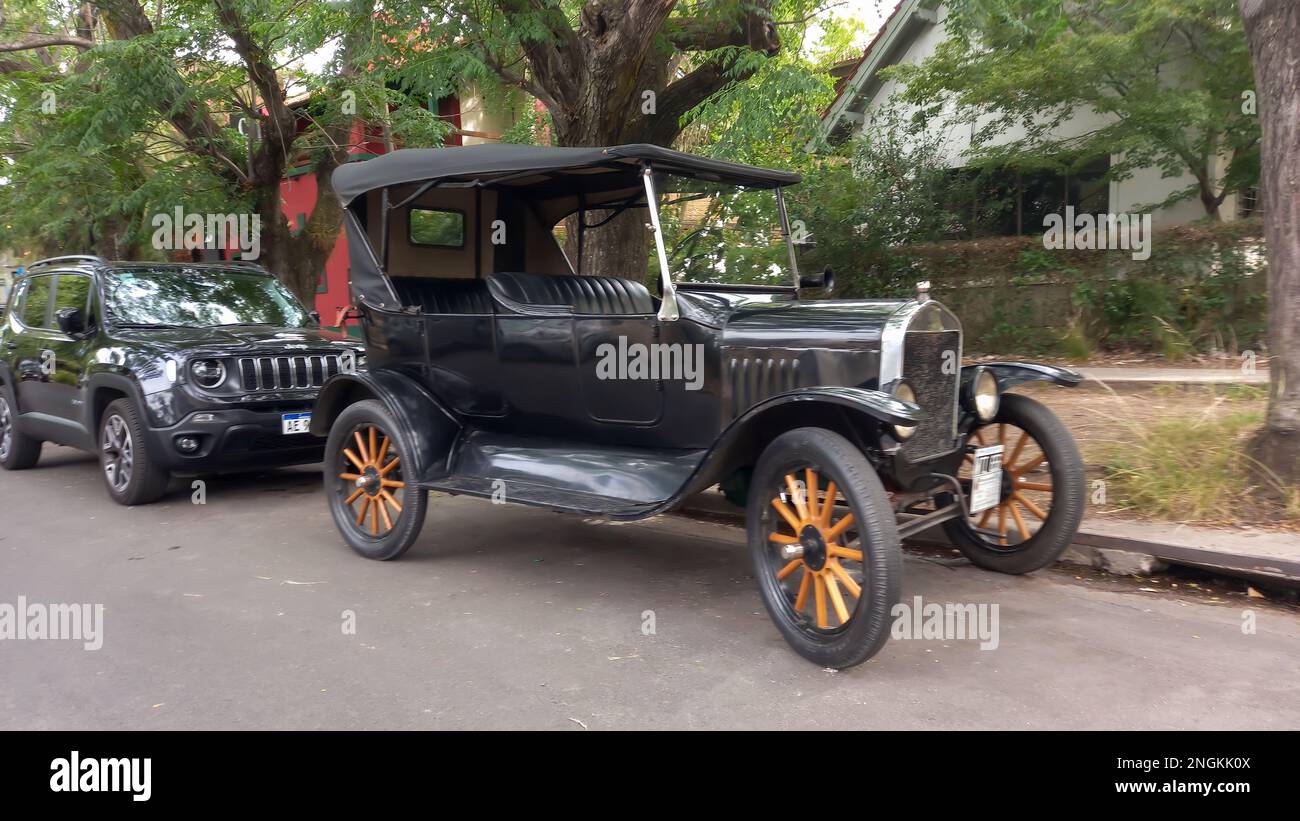 Shot of an old black 1920s Ford Model T car double phaeton parked in ...