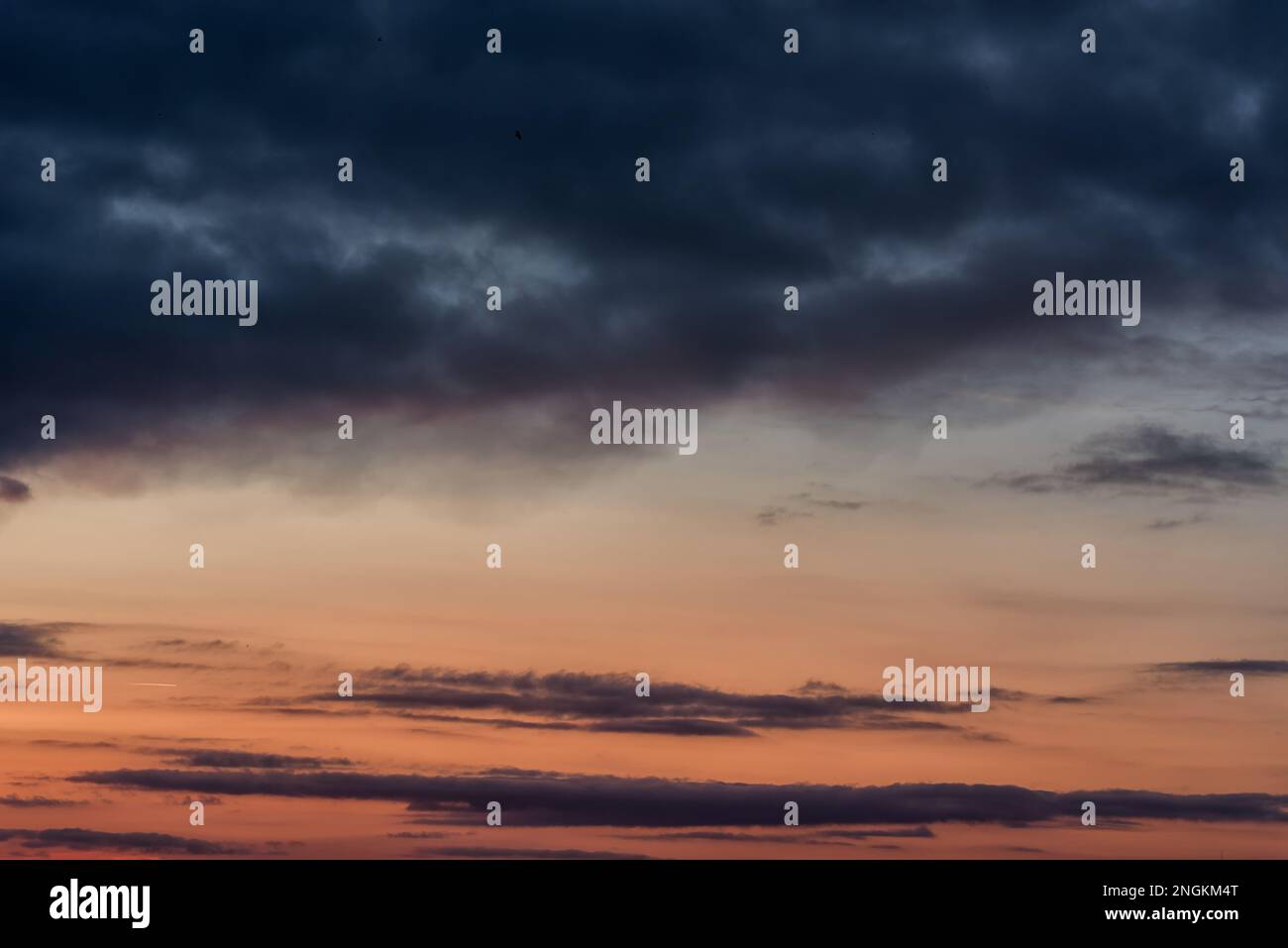 Blue cloudy sky sunset hi-res stock photography and images - Alamy