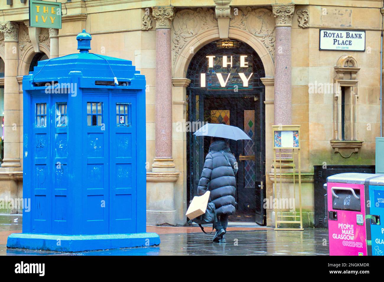 Glasgow, Scotland, UK 18th February, 2023. UK Weather: the ivy and the ...
