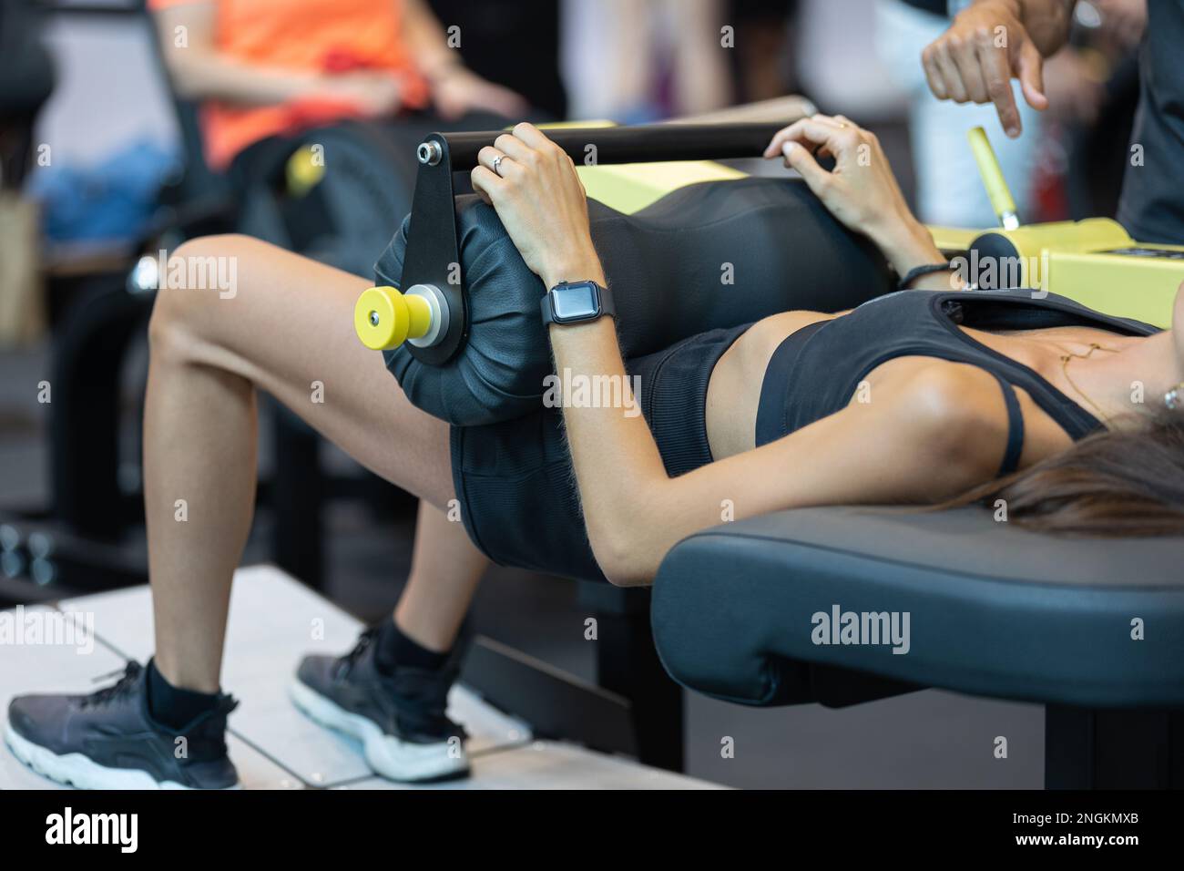 Girl workout on leg press hi-res stock photography and images - Alamy
