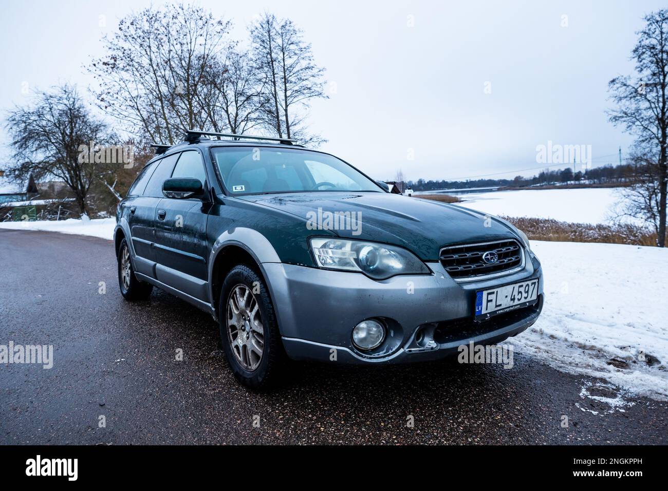 Green Subaru Outback Legacy 2005 year universal all-wheel drive Stock ...