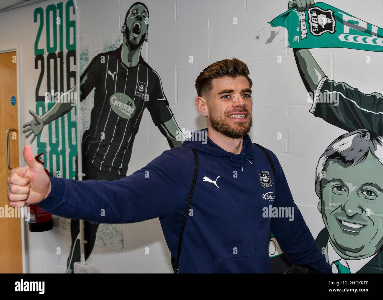 Plymouth Argyle midfielder Joe Edwards (8) arrives during the Sky Bet ...