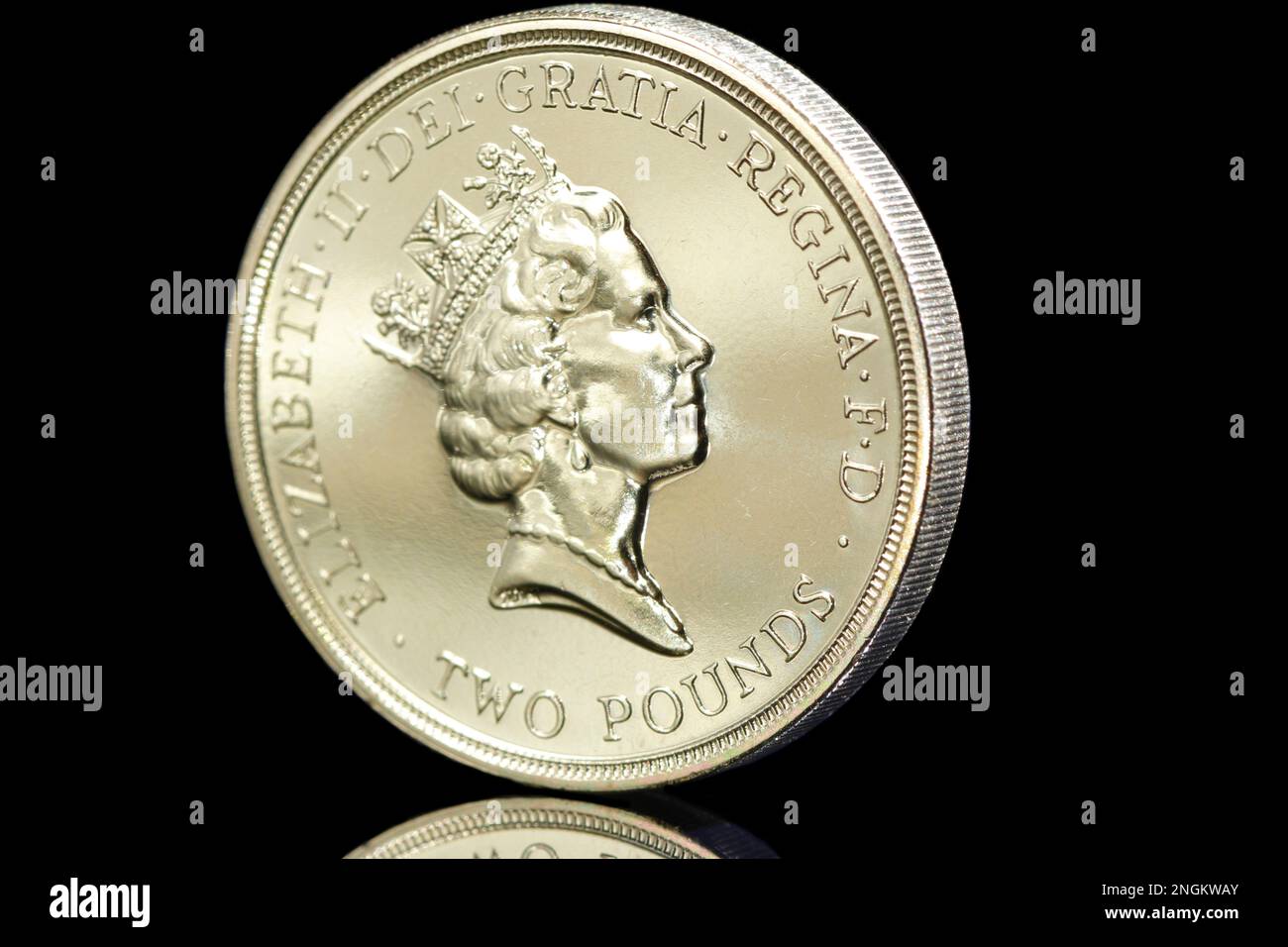 1989 two pound coin hi-res stock photography and images - Alamy