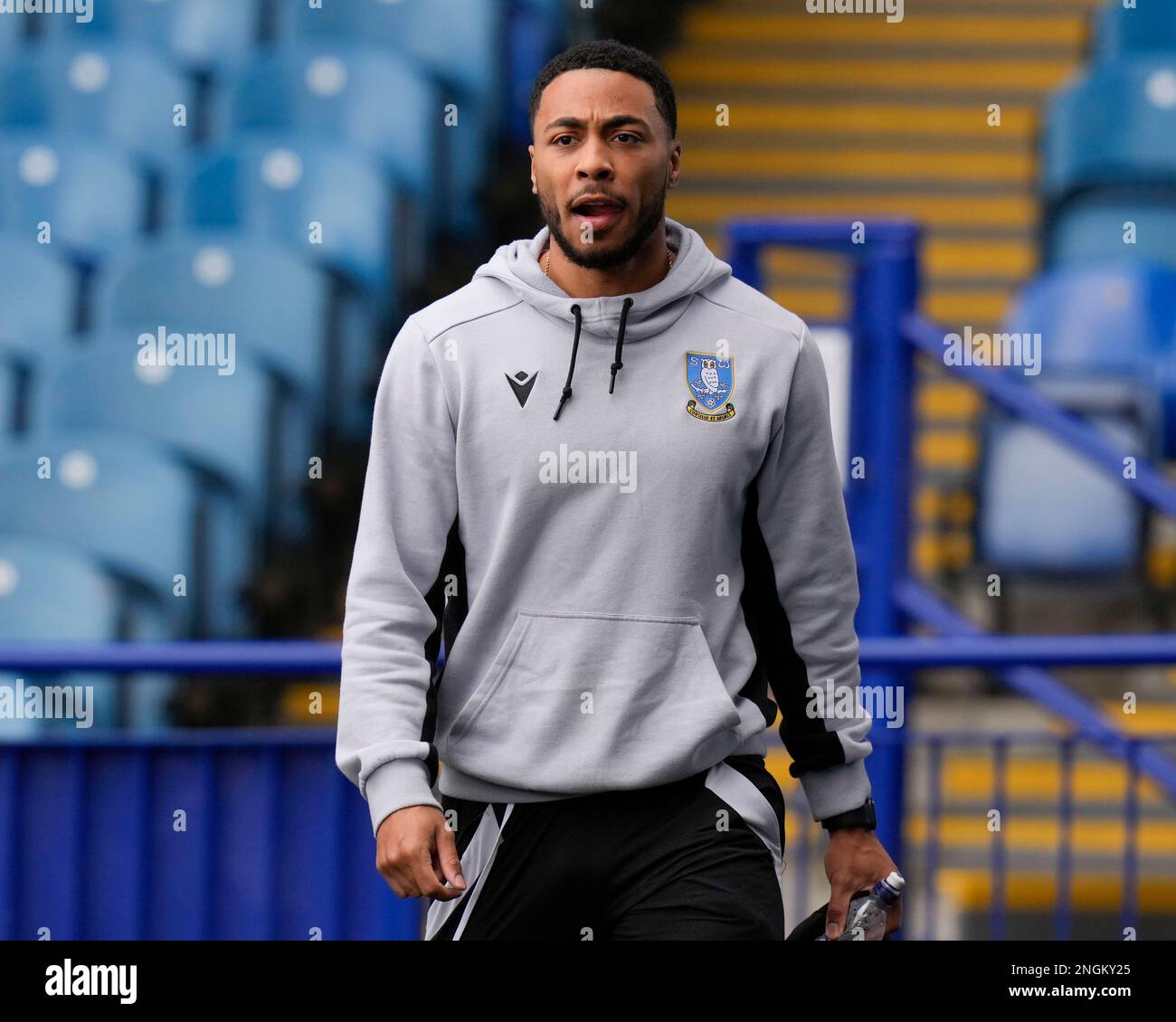 Akin Famewo #15 of Sheffield Wednesday arrives at the stadium before ...