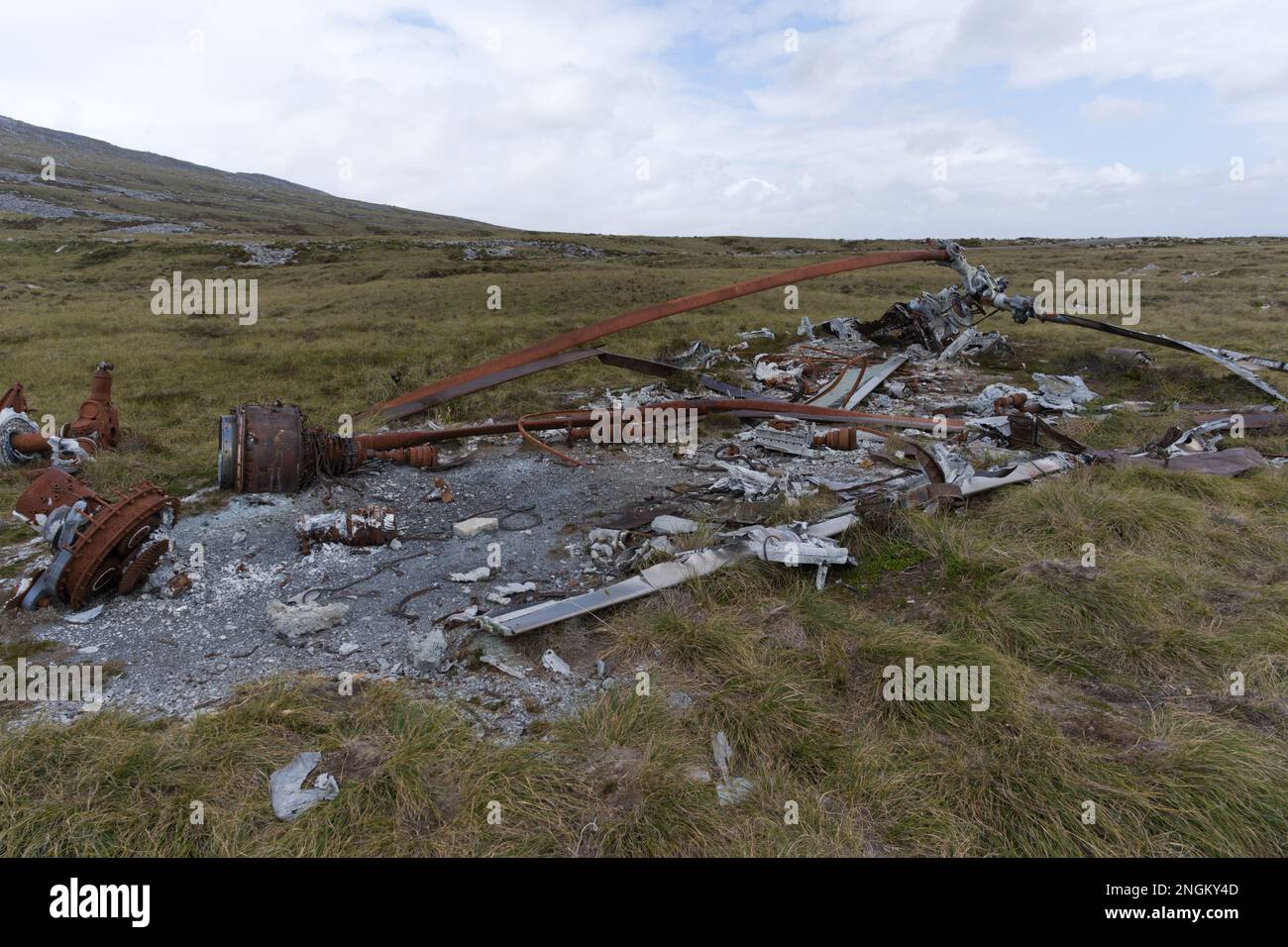 Friday 21 May 1982: Chinook CH-47C of CAB 601 destroyed on ground near ...