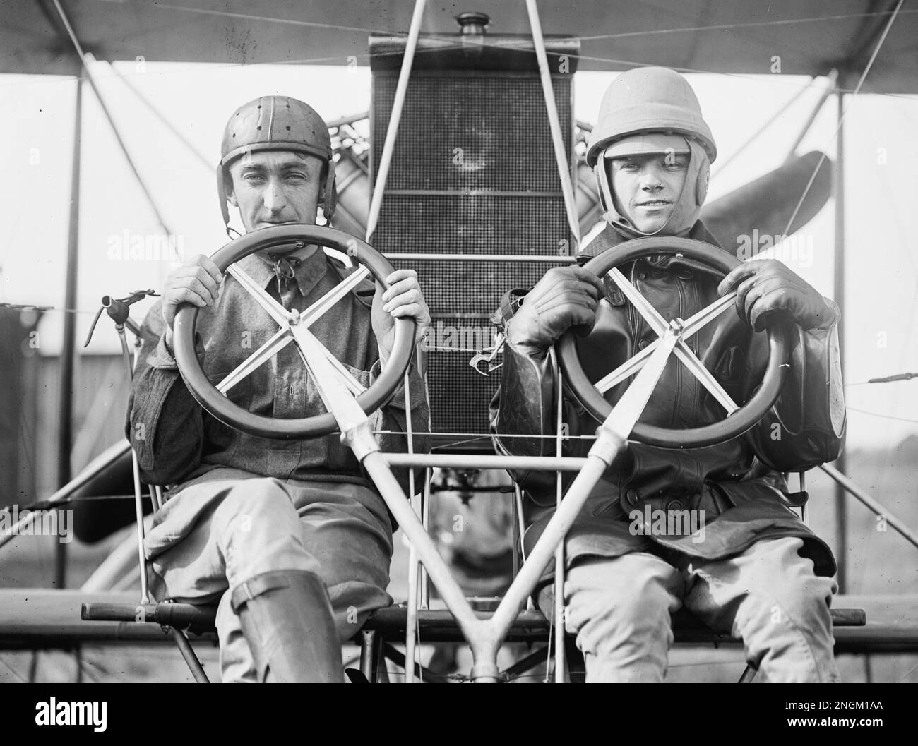 Archival pilots hi-res stock photography and images - Alamy