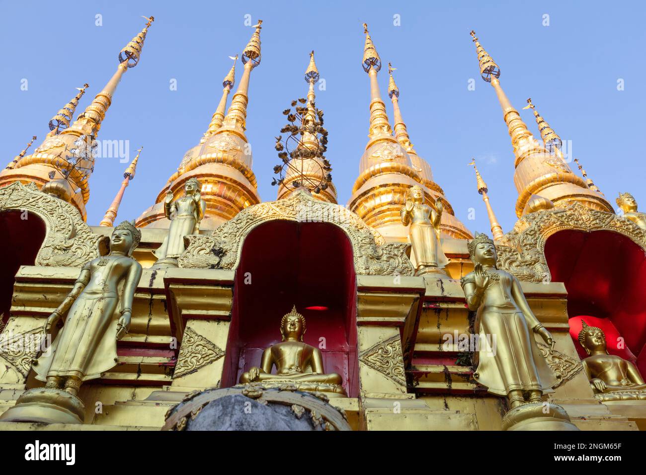 Samakkhi hi-res stock photography and images - Alamy