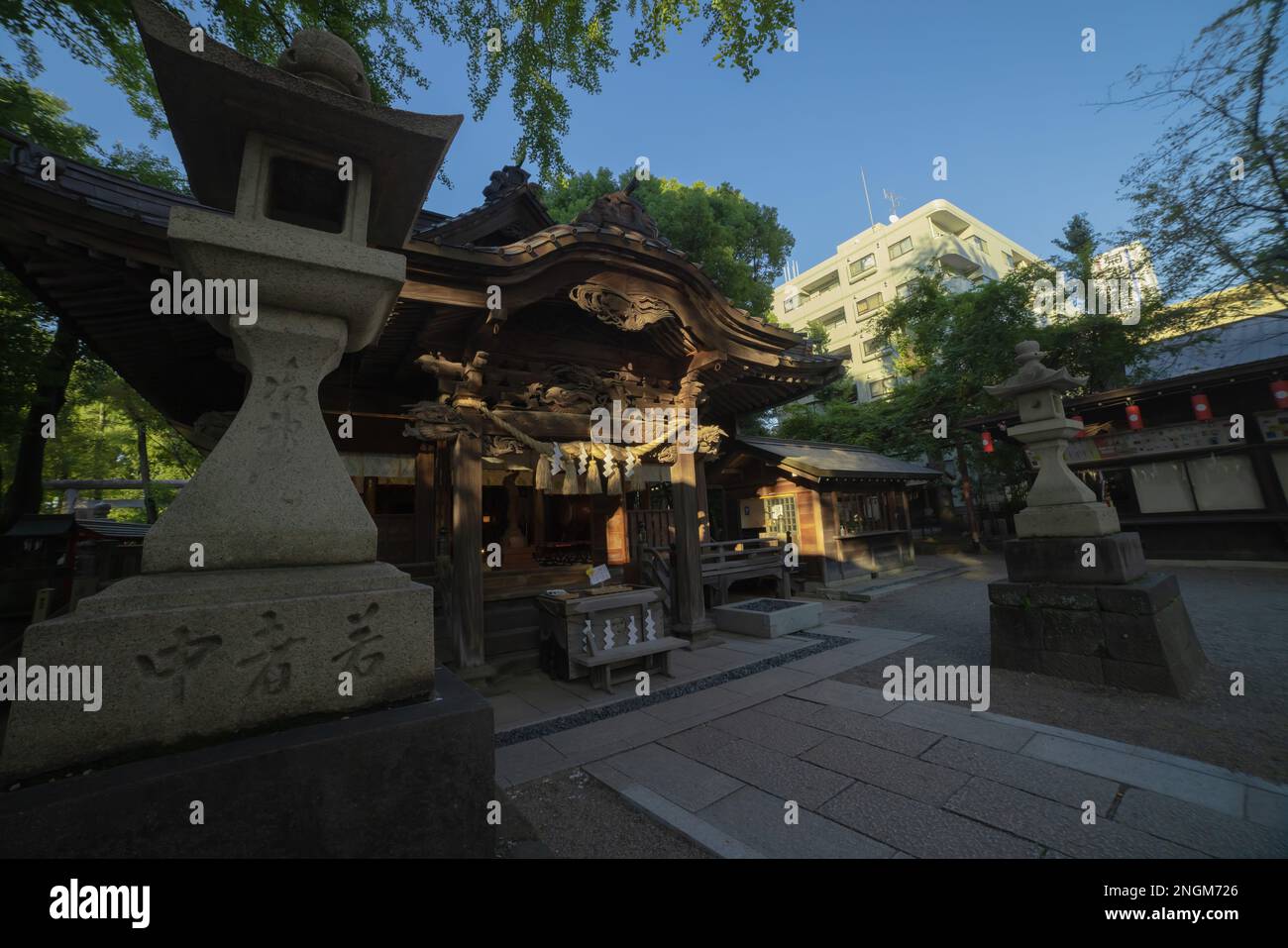 A main temple at Japanese Shrine Stock Photo - Alamy