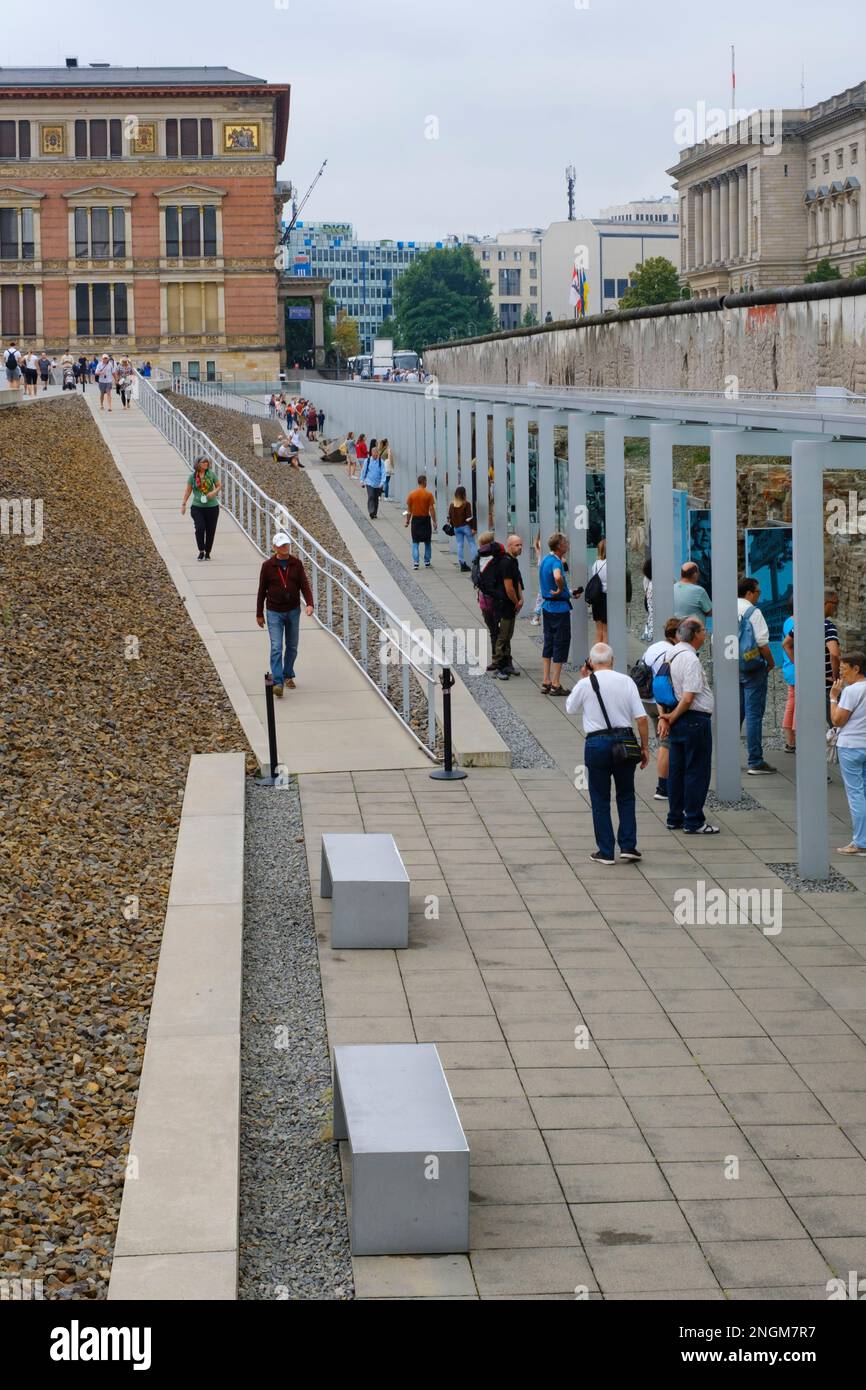 Rest of the Berlin wall, Topographie des Terrors, Documation center ...