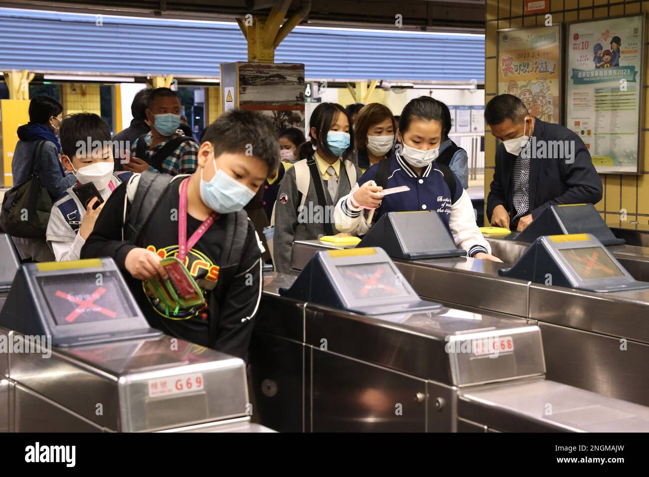 Official first day for cross-border students at Sheung Shui MTR station ...