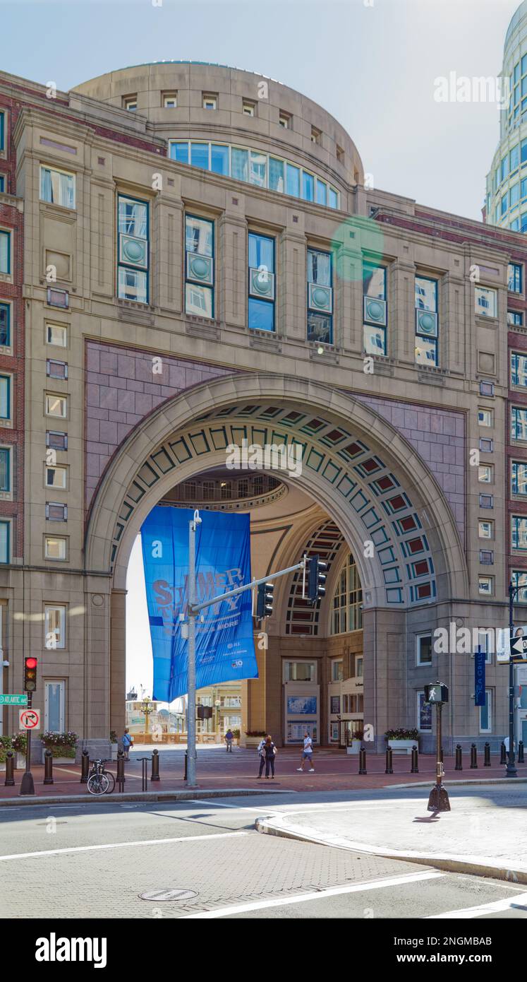 The six-story arch at Rowes Wharf Building shelters a public plaza at ...
