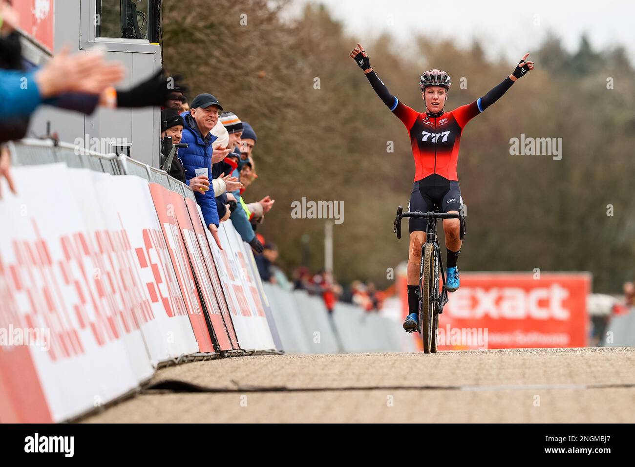 Dutch Annemarie Worst celebrates as she crosses the finish line to win ...