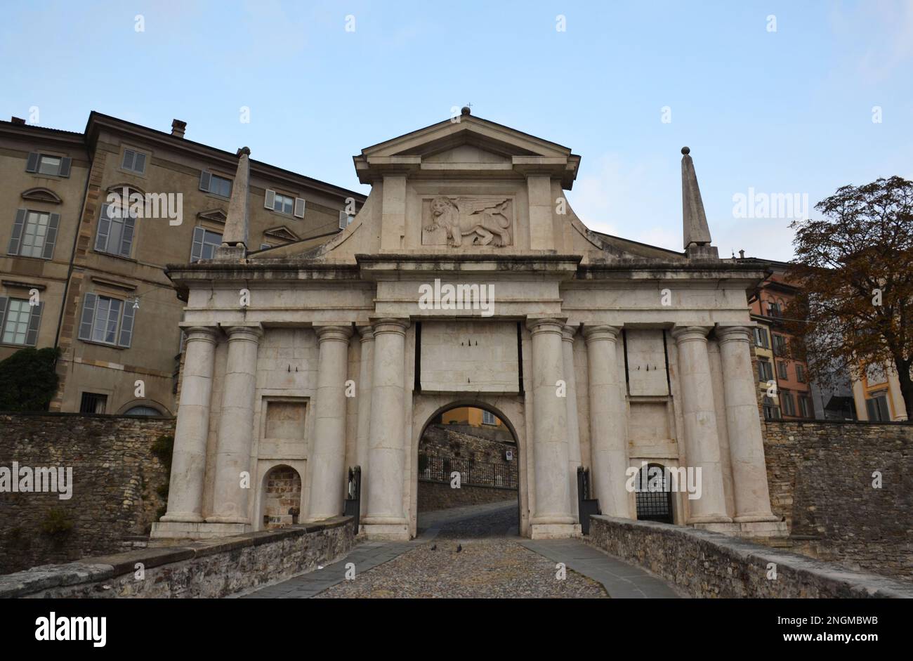The upper gates history hi-res stock photography and images - Alamy