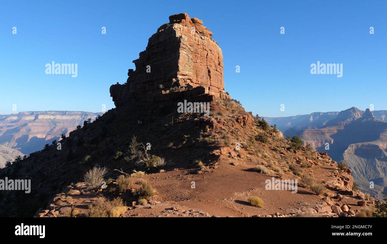 Cedar Ridge on The South Kaibab Hiking Trail In Grand Canyon National ...