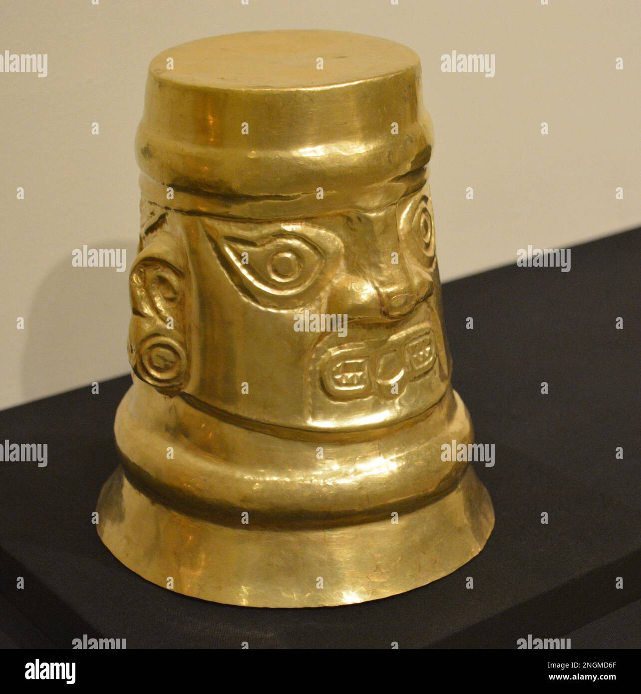Sican cultures hi-res stock photography and images - Alamy