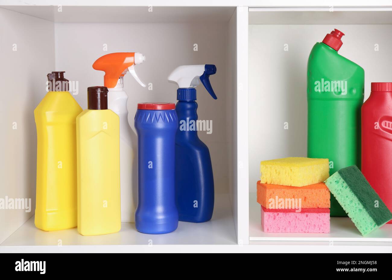 Household cleaner shelves hi-res stock photography and images - Alamy