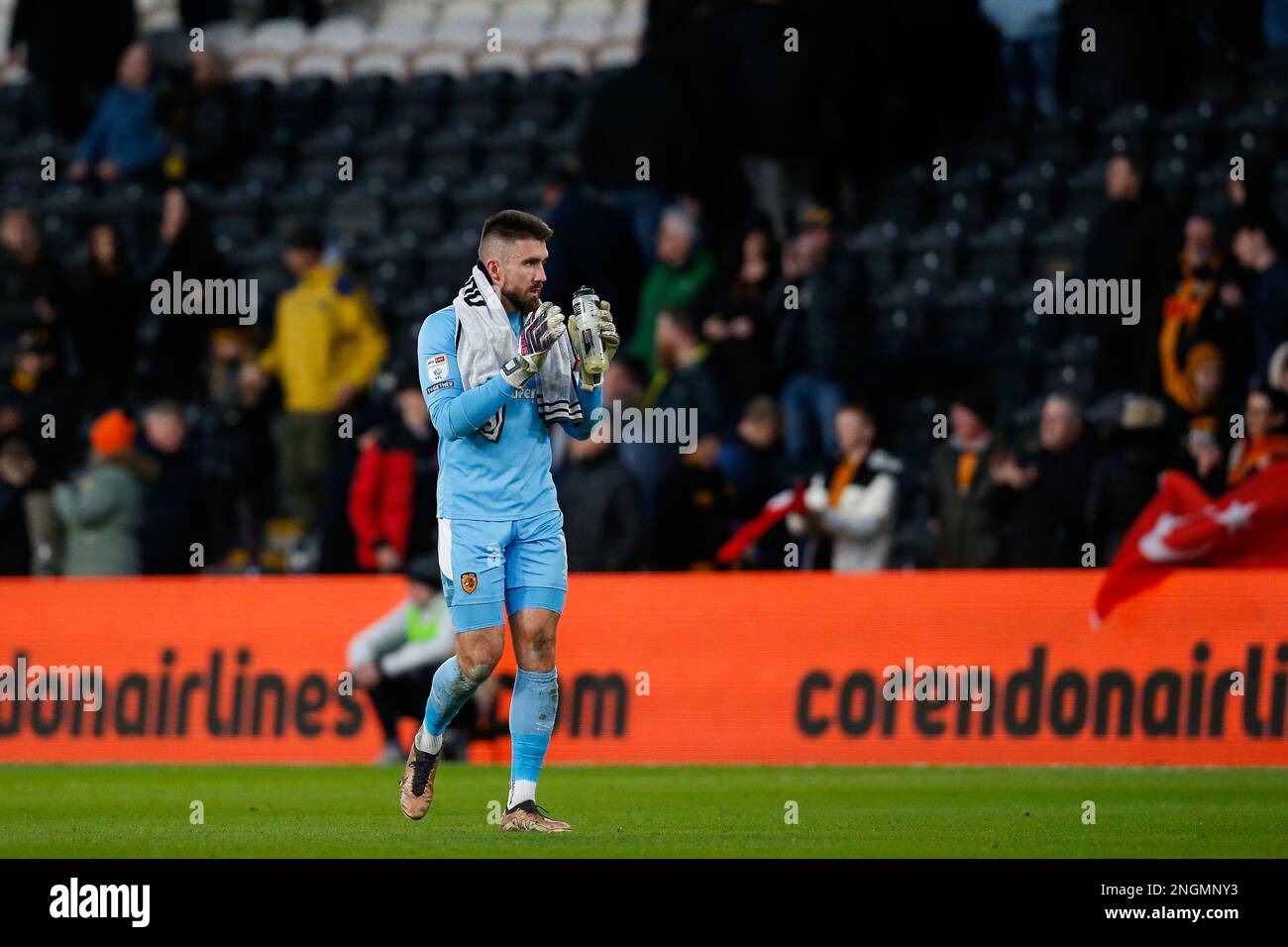Matt Ingram #1 of Hull City applauds fans after the Sky Bet ...