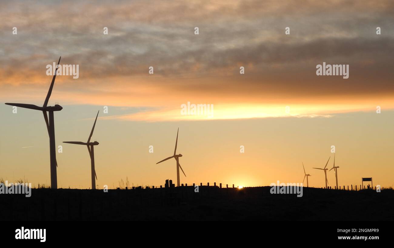 Horizon with six wind turbines hi-res stock photography and images - Alamy